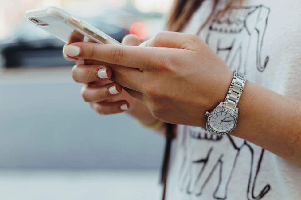 10 Best Apps Like Grindr for Straight in 2026